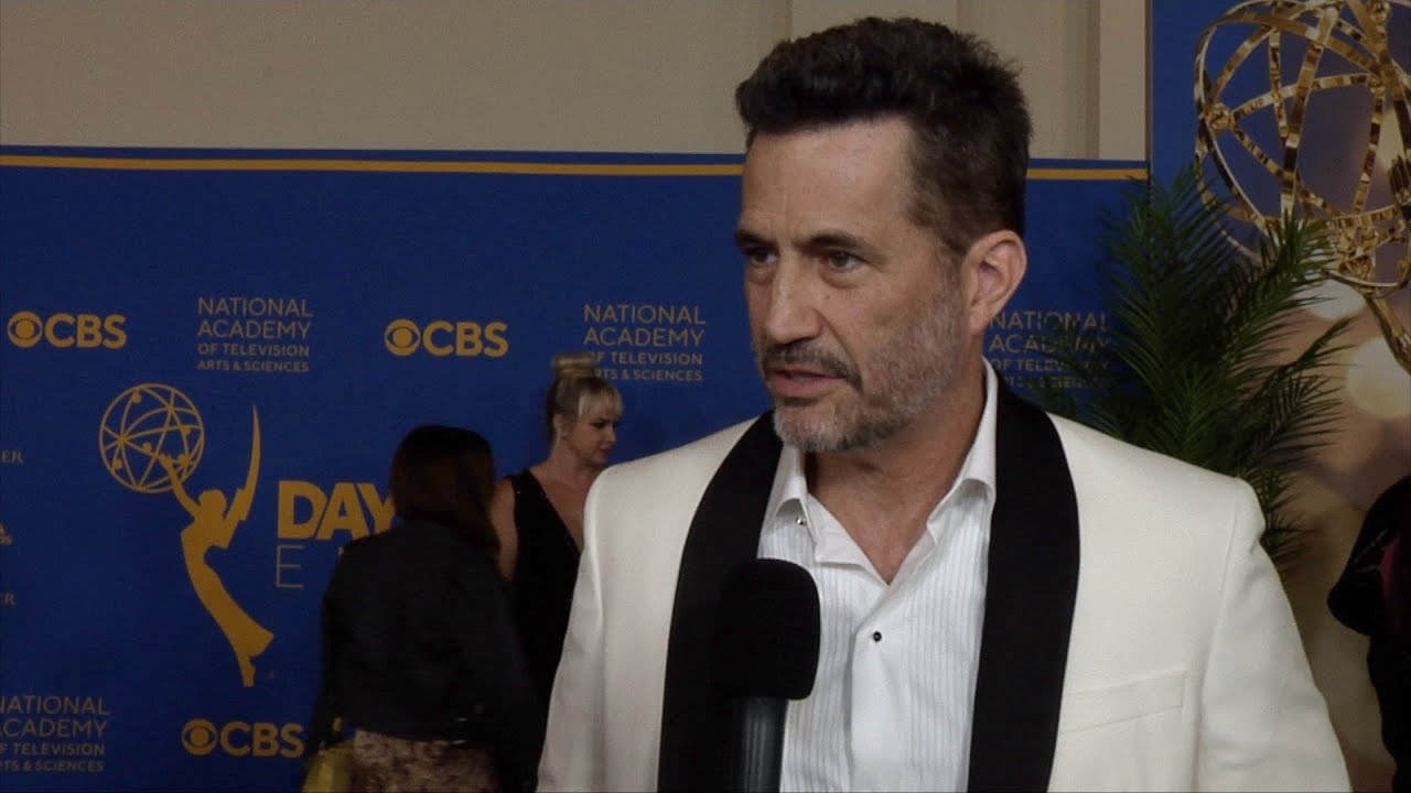 Michael Lowry Interview 2022 Daytime Creative Arts & Lifestyle Emmys Red Carpet - YouTube