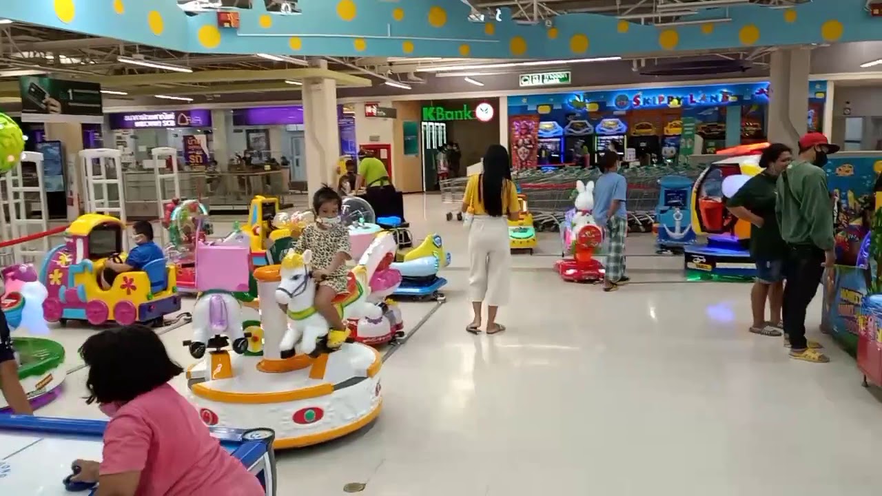 สวนสนุกSkippy Land โลตัสนครนายก - YouTube