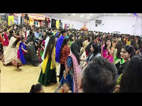 Ramgarhia Hall Navratri Leicester Navratri Day 6 UK 2022 - YouTube