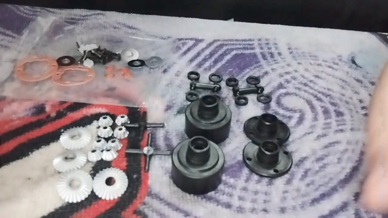 Montage du kyosho Lazer SB Dirt Cross partie 02 , Assemblage des différentiel - YouTube