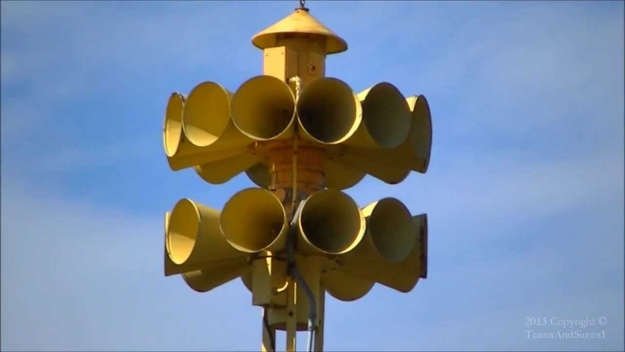 Sick Federal Signal 3T22, Short Fast Wail - Greenpond Volunteer Fire ...