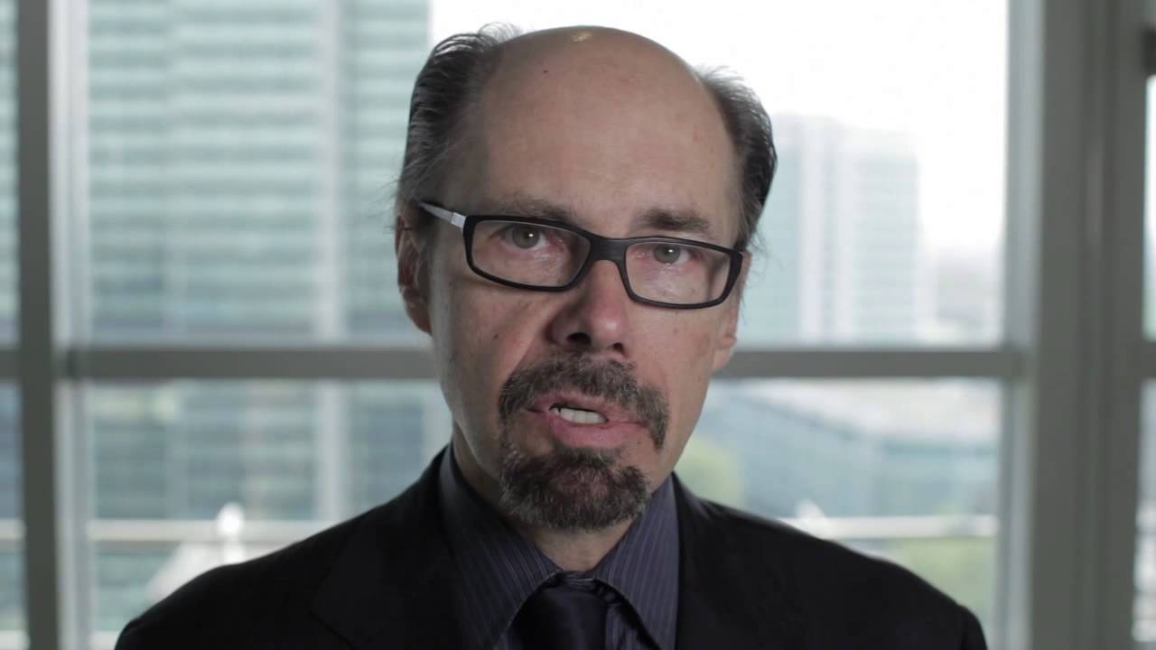 Jeffery Deaver's Writing Tips - YouTube