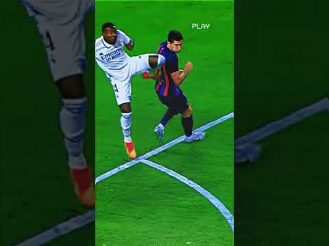 Alaba Vs Lewandowski ⚔️ #football #shorts #elclasico