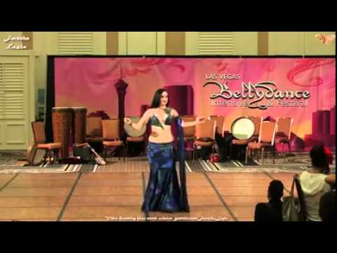 Dakia Le Fay performs Fusion Bellydance at The Massive Spectacular!