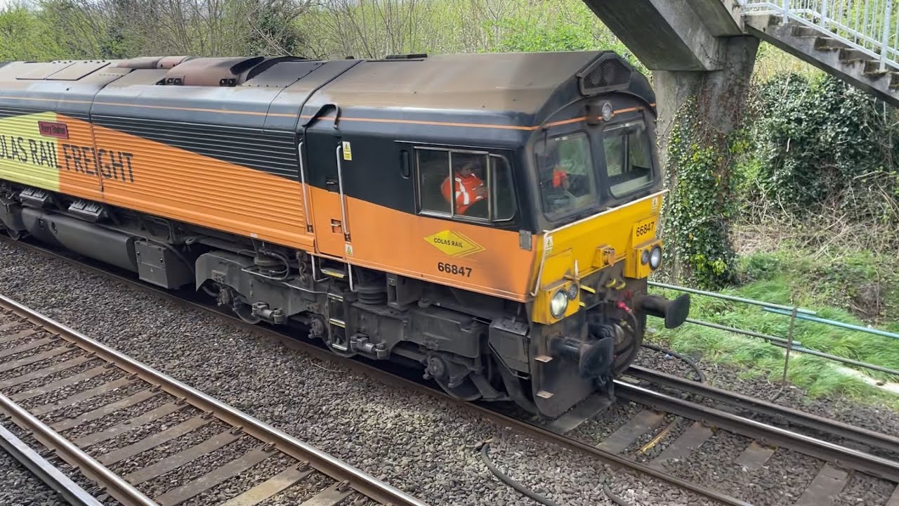 Class 66 | 66847 ‘Terry Baker’ | Light Engine | Colas Rail Freight ...