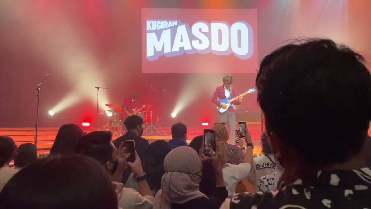 MASDO - Dewi Puspita (Live in Singapore, Pesta Raya 2022 Masdo Upsized ...
