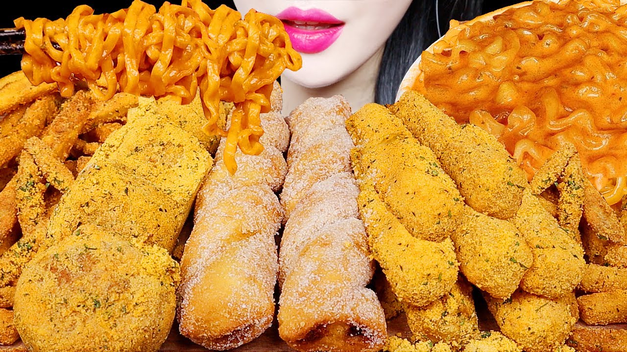 ASMR CHEESY CARBO FIRE NOODLE, MOZZARELLA CHEESE STICKS 까르보불닭 뿌링클 먹방 ...