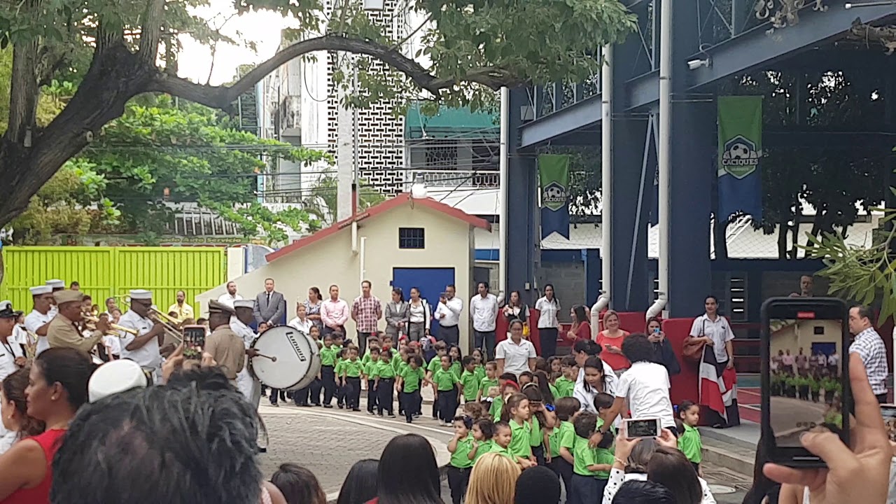 Marcha Patriótica Colegio Babeque - YouTube