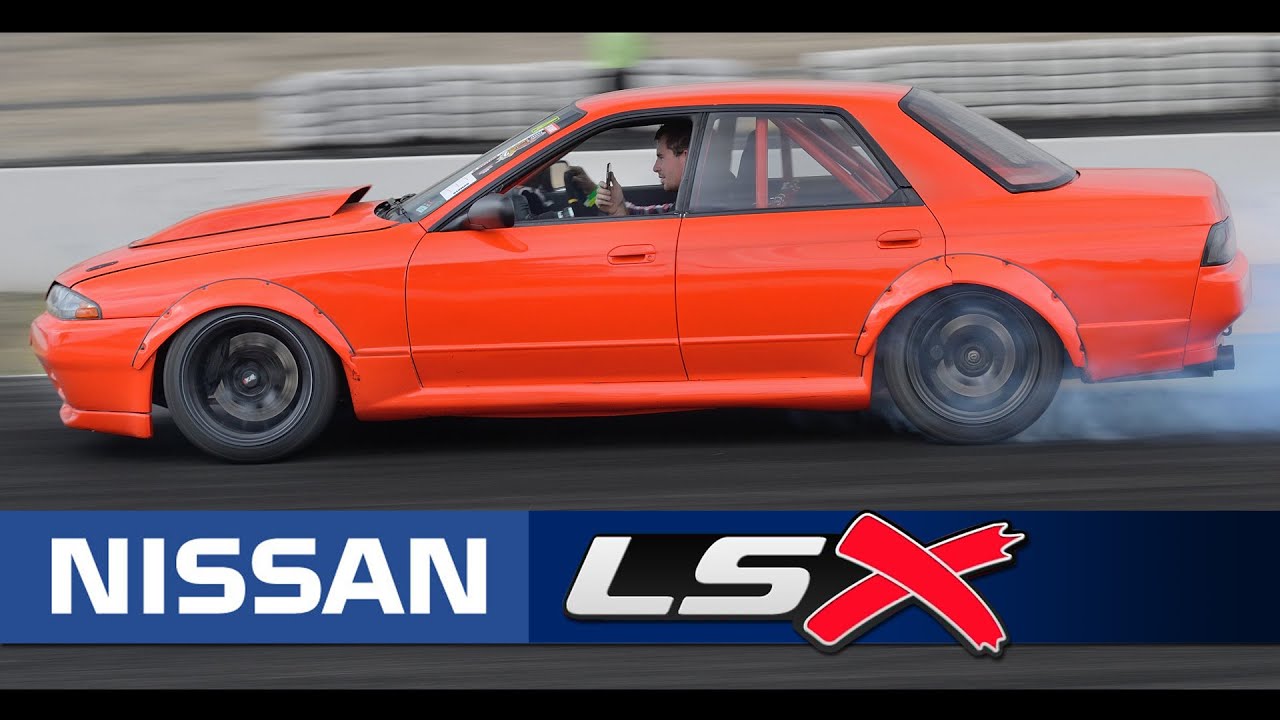 V8 Supercharged Nissan Skyline - YouTube