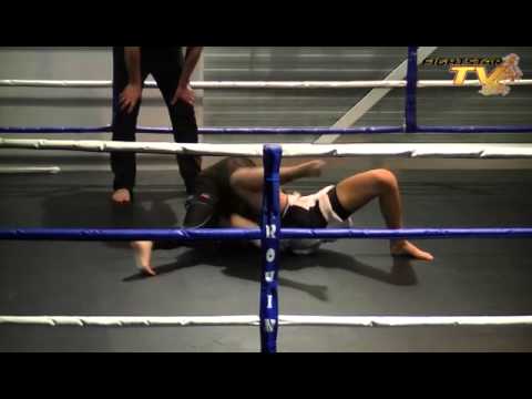 Jorina Baars vs Danielle West - YouTube