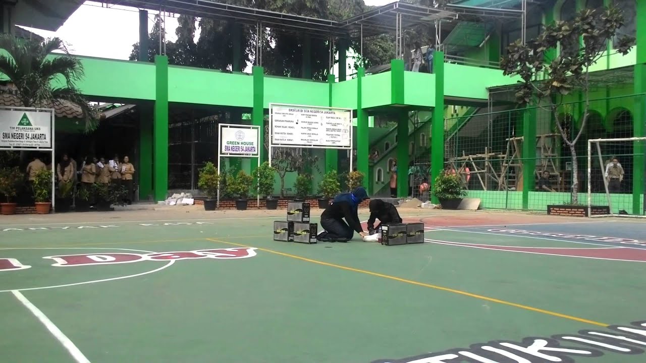 Palang Merah Remaja SMAN 54 Jakarta in Closing MOPDB 2015 - 2016 - YouTube
