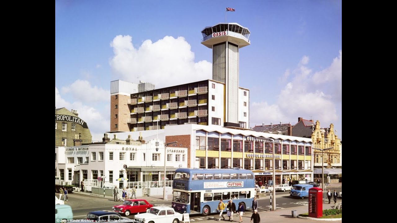 Highway In Great Yarmouth with Harry Secombe, Leslie Crowther, Rod Hull ...