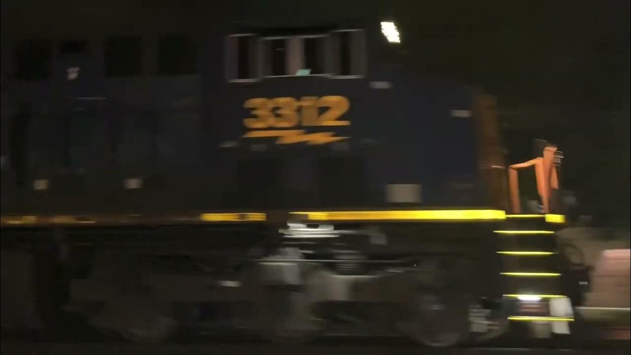 CSX 3312 Leads CSX L640 NB Local Train Florence SC with 116 Axles - YouTube