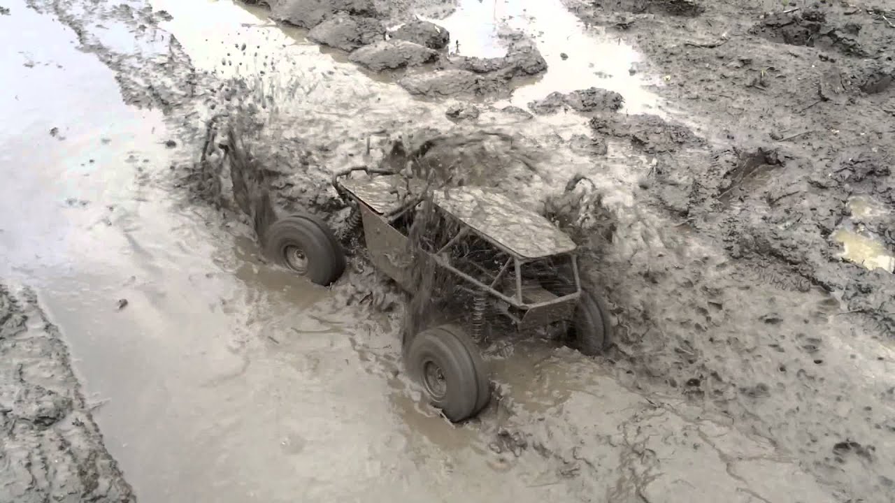 rc4wd ultimate test of the mud slinger on my axial wraith trcq - YouTube