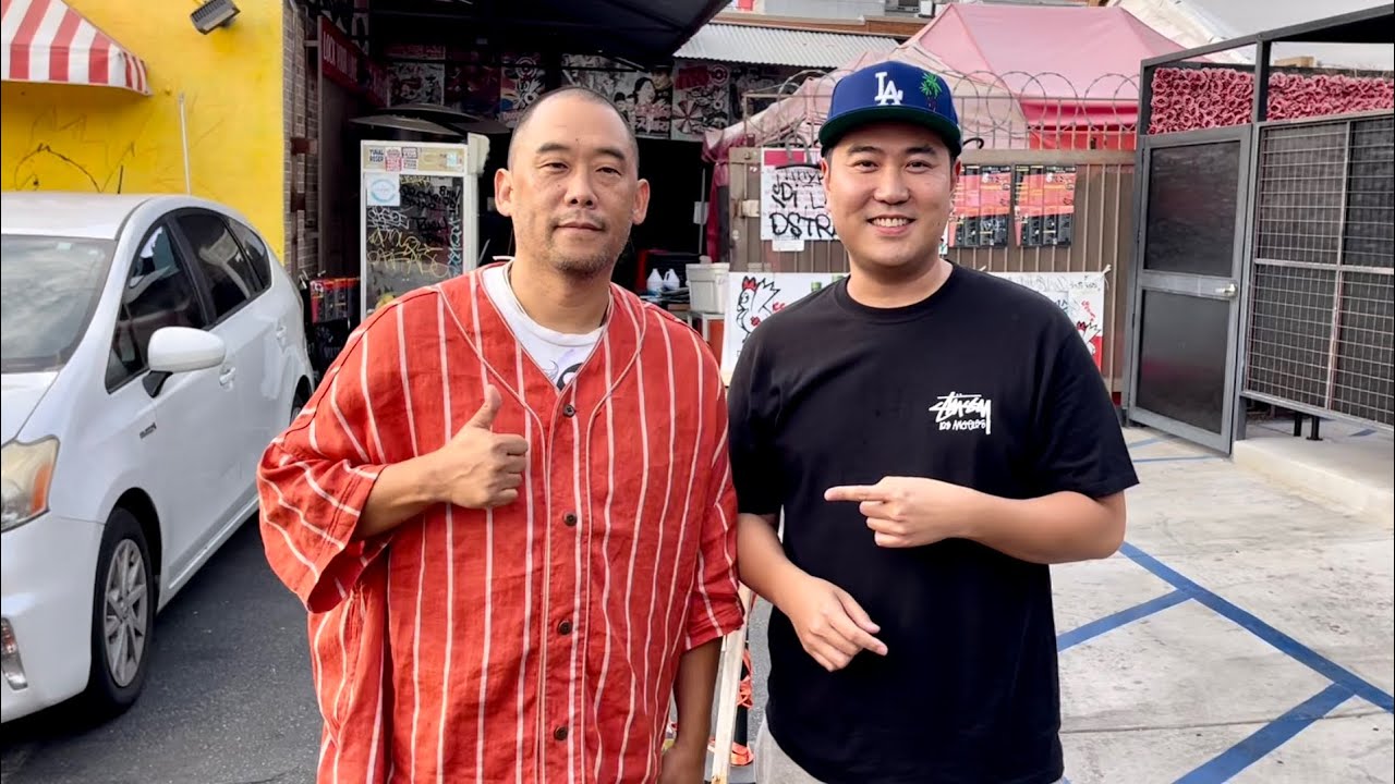 Best Smash Burger *Love Hour* in Los Angeles w/ David Choe! - YouTube