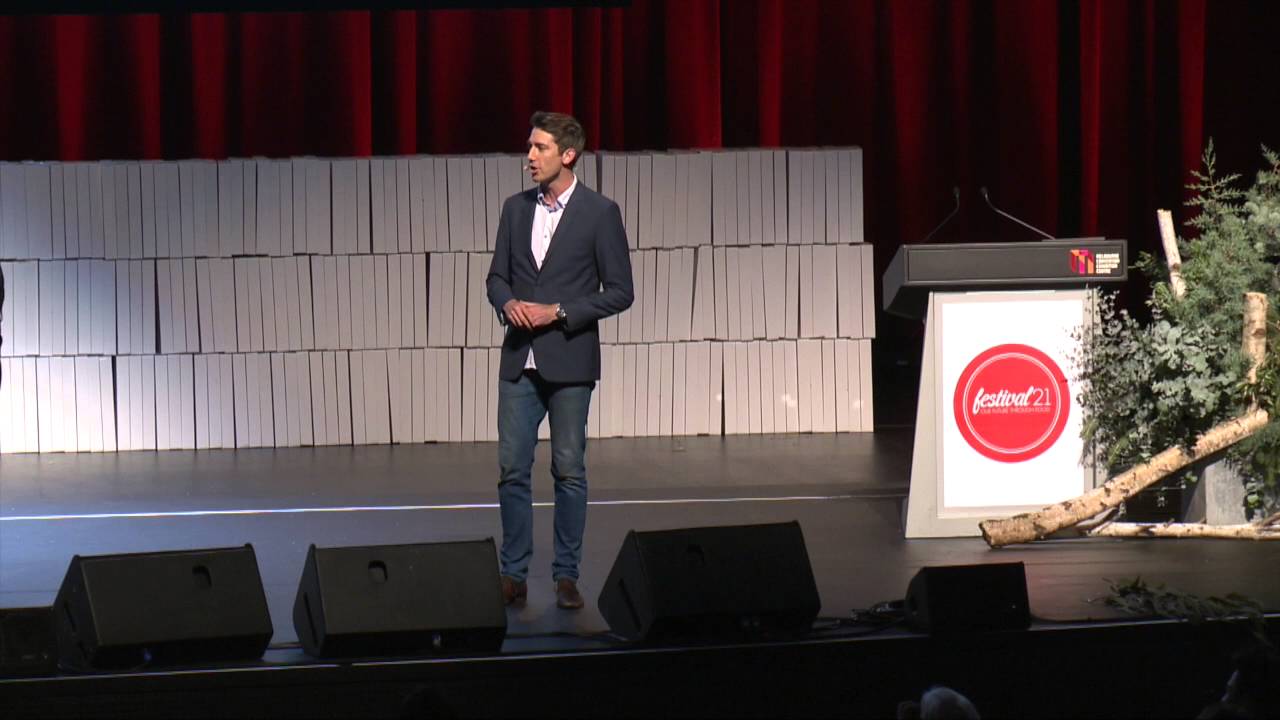 Nick Russell live on stage at festival21 - YouTube