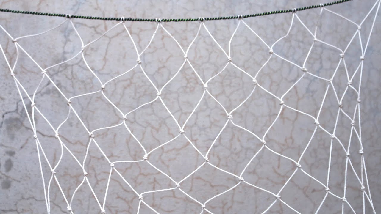 How to make a vegetable net for growing vegetables vertically - Urdu ...