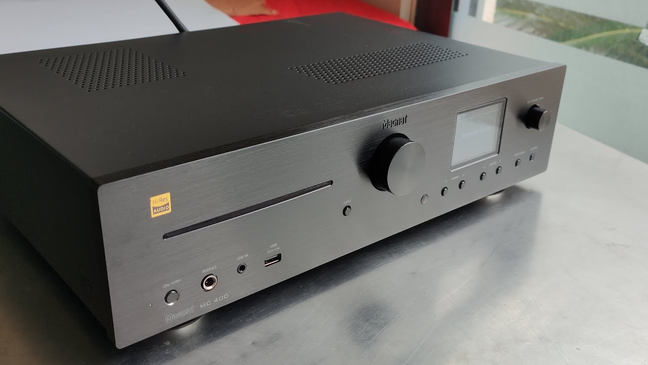 Magnat MC 400 All-in-one stereo system with streamer, cd player and FM ...