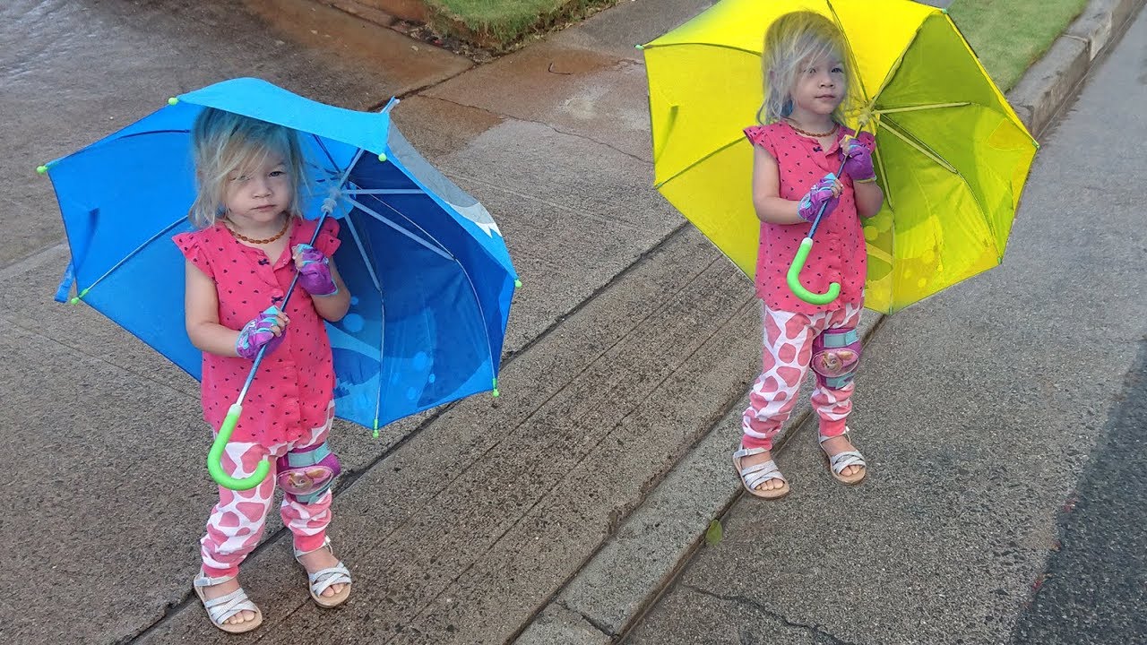 TW TW Twins Baby Nusha plays with Dolls | Rain Rain Go Away - YouTube