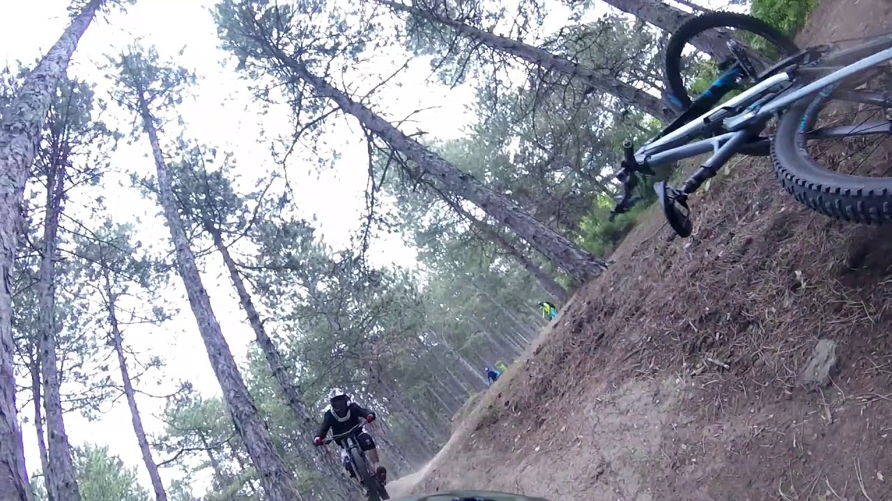 MTB fall - YouTube
