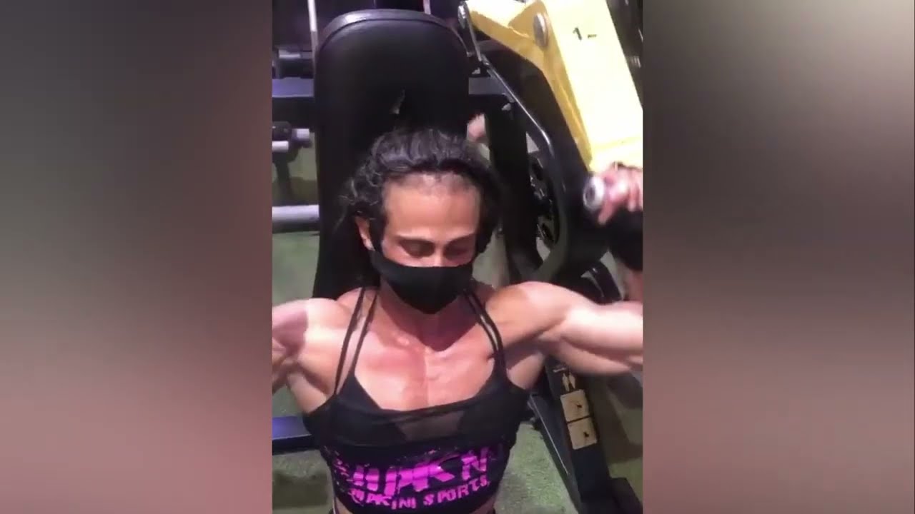 💪Girls with Muscle Flexing, Armwrestling and Posing 💃 Young Fbb with ...