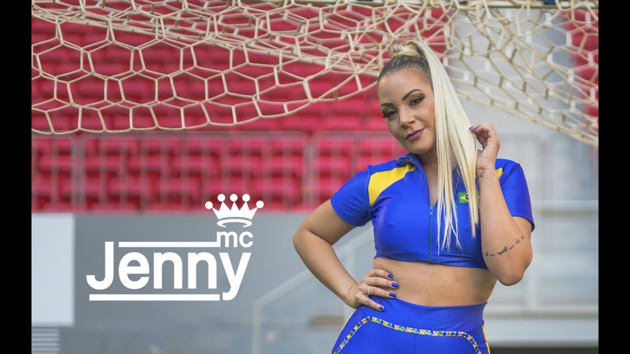 Mc Jenny | É uma partida de futebol - YouTube