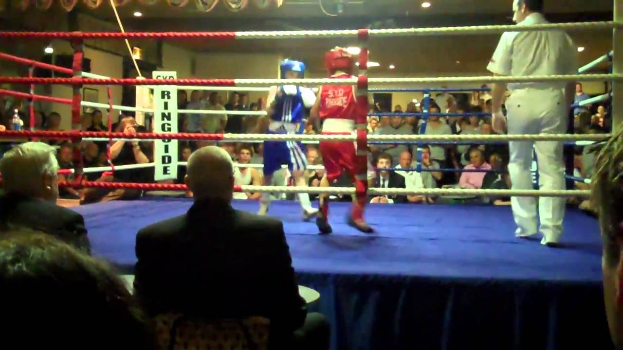 reece lawrence vs josh milner - YouTube