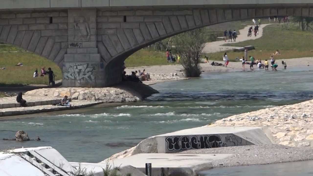 PRAIA EM MUNIQUE - GERMAN BEACH IN MUNIC - YouTube