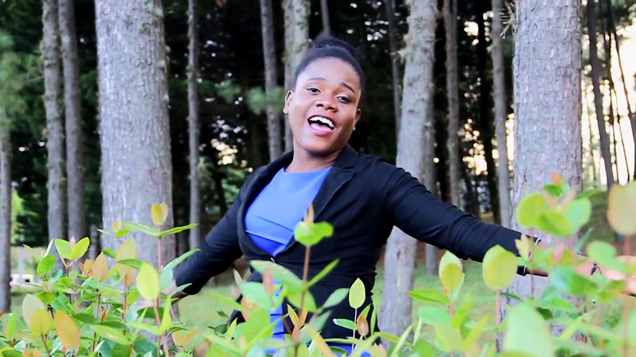 Mwen Adore w Emmanueline By Cede Films Video Official - YouTube