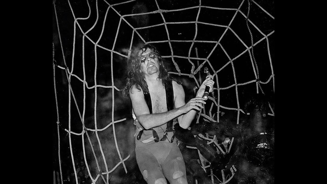 Alice Cooper - "WELCOME TO MY NIGHTMARE - YouTube