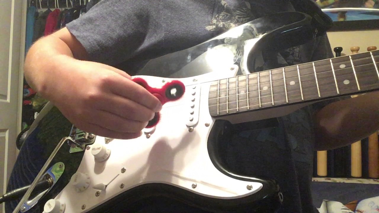 playing guitar with a fidget spinner! - YouTube