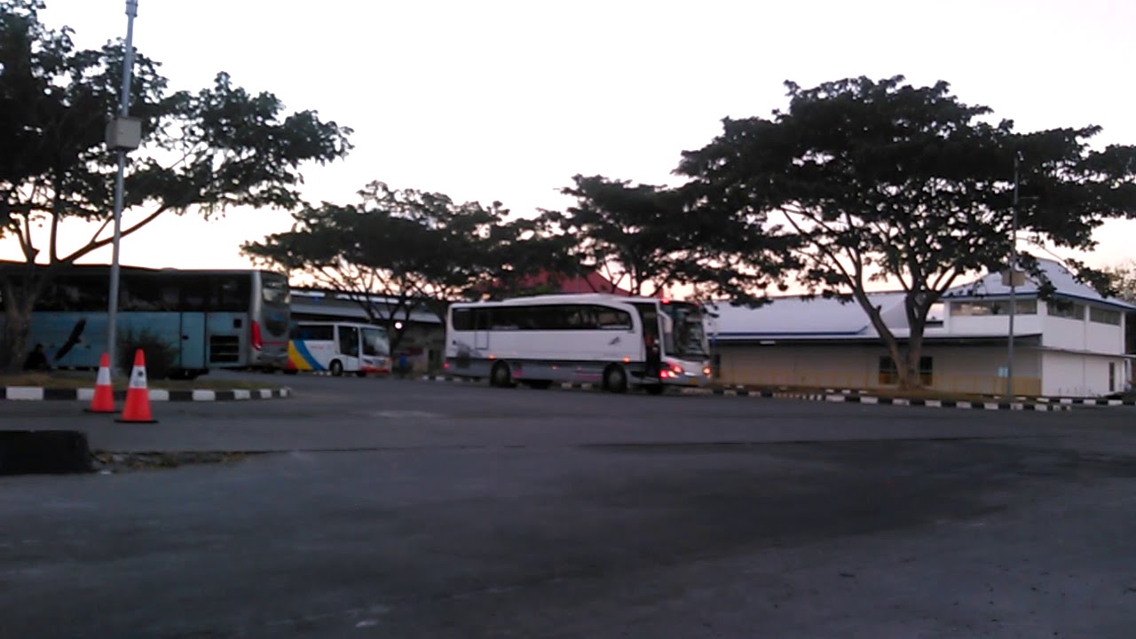 Purnayasa di terminal wonogiri - YouTube