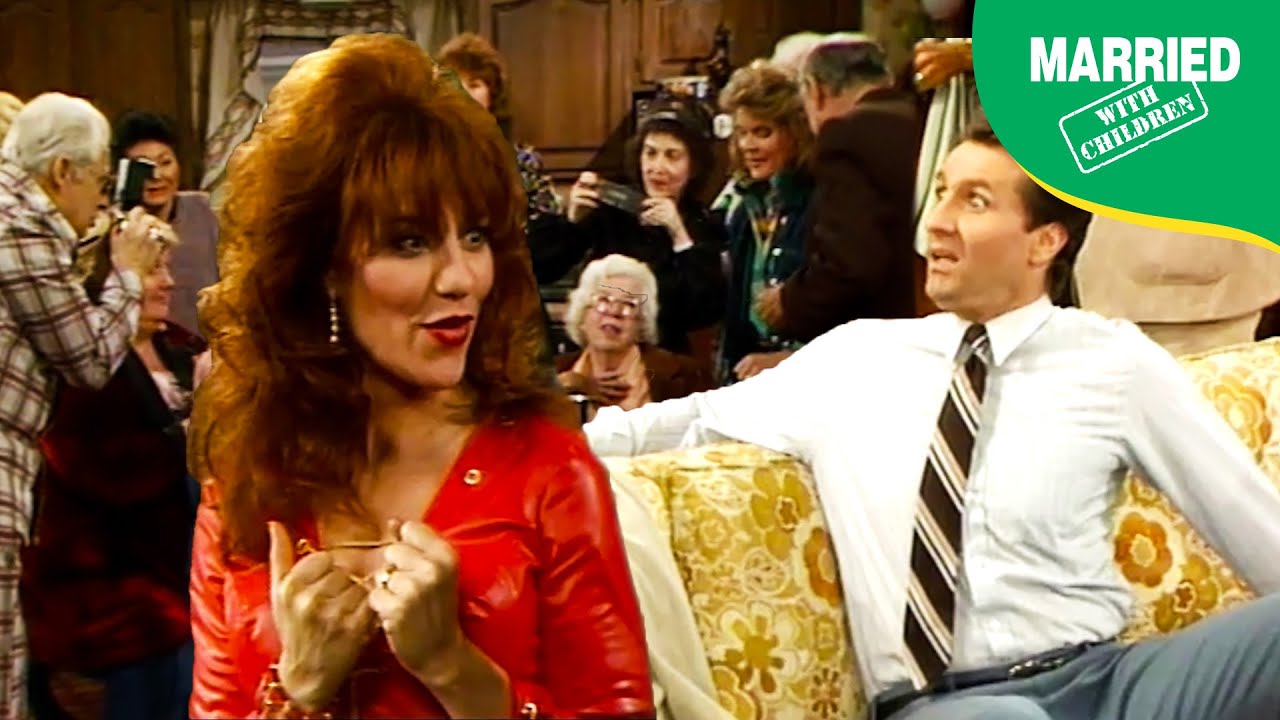 The Bundy House Becomes A Shrine To Elvis | Married With Children - YouTube