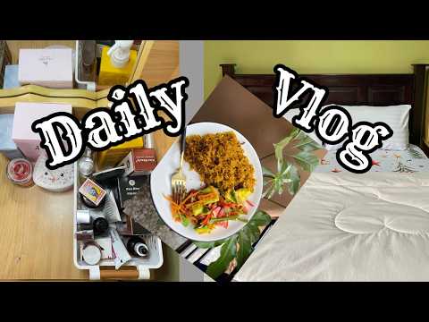 VLOG  2: CLEAN WITH ME: BATHROOM/BEDROOM PLUS SPEND A WEEKEND WITH ME AT HOME. #vlog