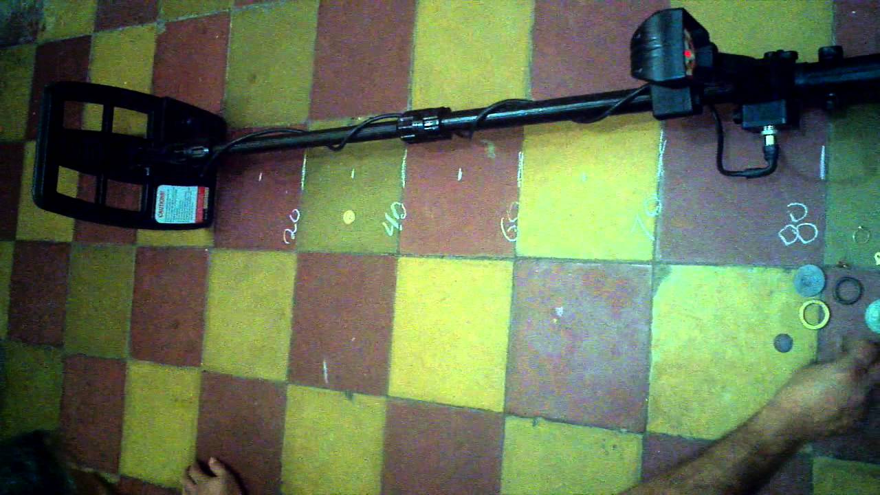 makro geotech detector de metales prueva - YouTube