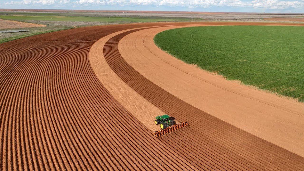 Circle Track Farming - YouTube