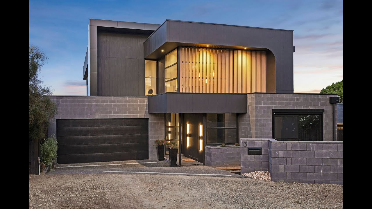 RT Edgar Peninsula 13 Fleming Street, Mornington - YouTube