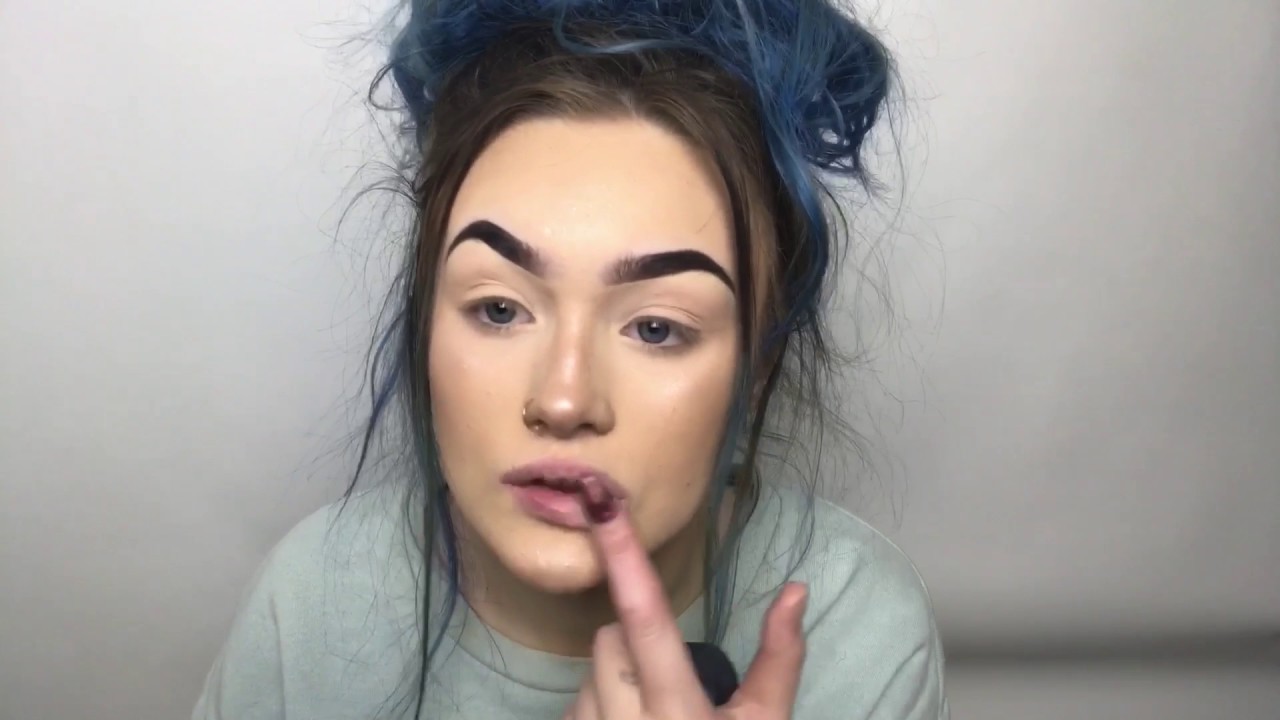 MEG FEATHER GO-TO INSTAGRAM MAKEUP // BLUE HAIR?? - YouTube