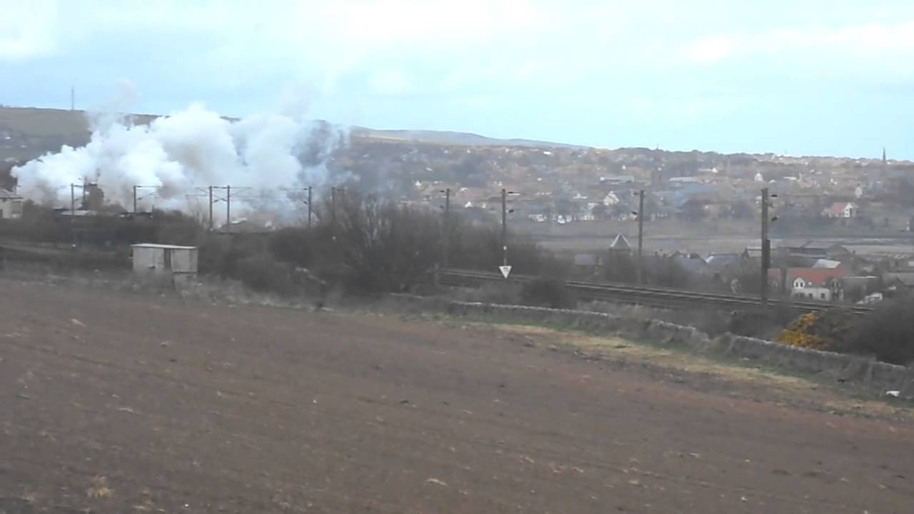 Steam Train Berwick - YouTube