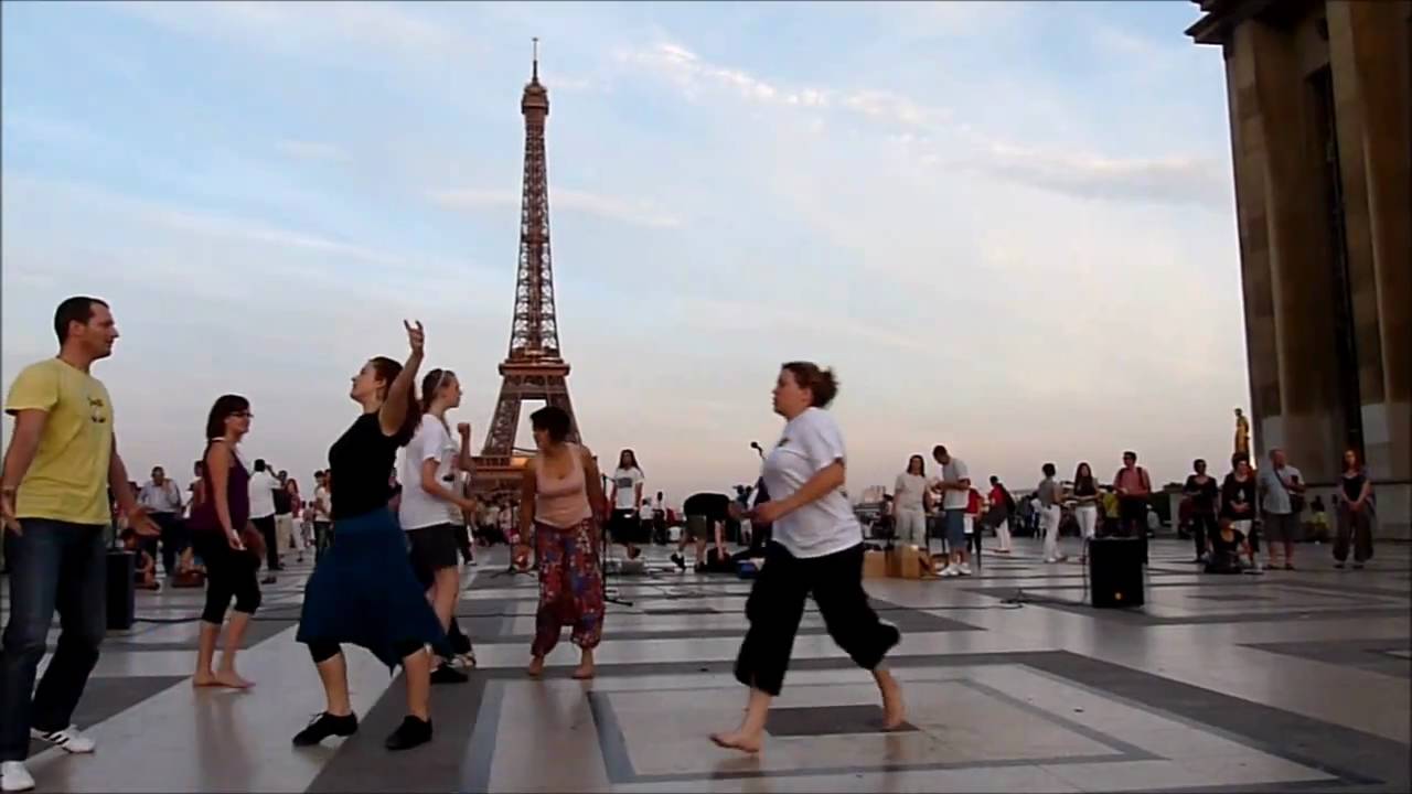 JEM - Paris Je t'aime 2011 - Trailer 1 - YouTube