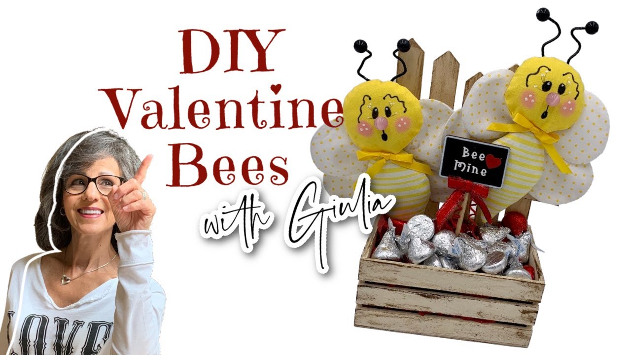 MUST SEE | FREE PATTERN | How to Make a Bee - YouTube