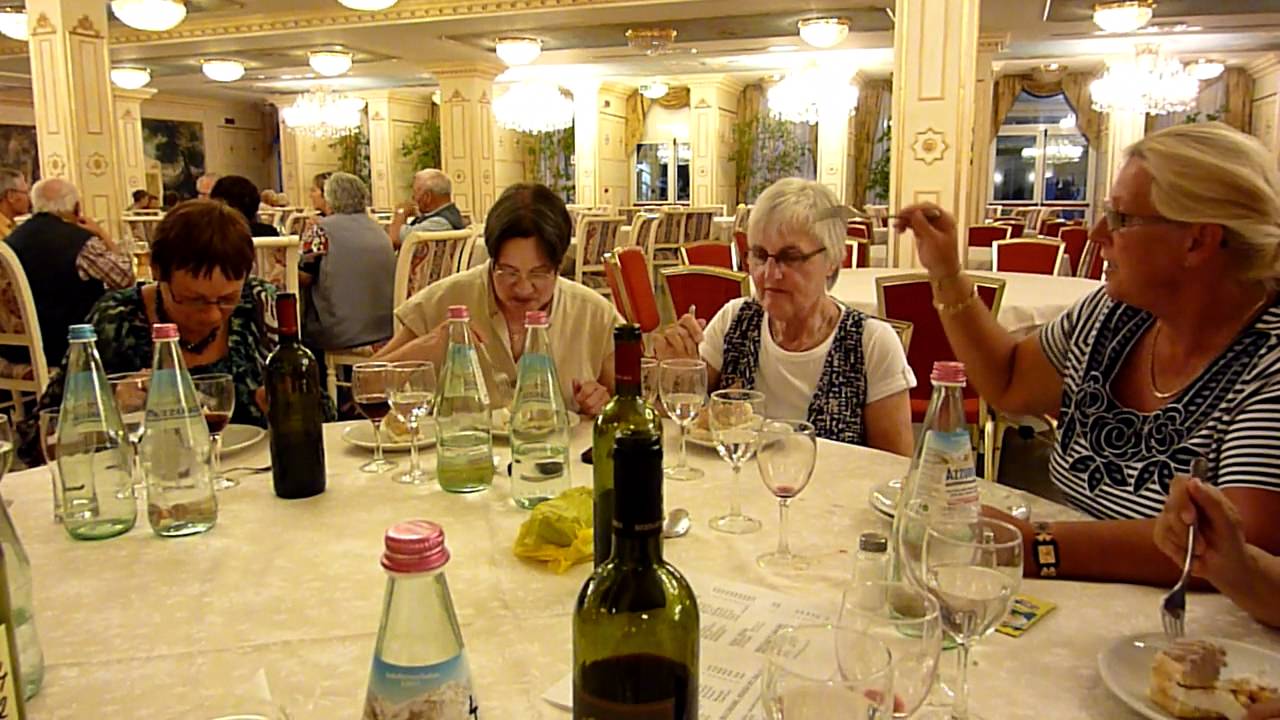 Diner in Alexander Palace - YouTube