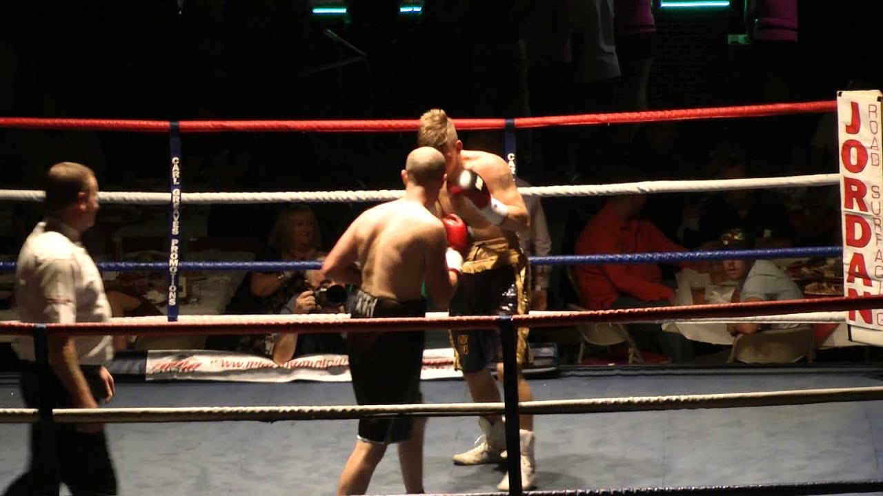 Adam Kettleborough v Ross Payne - YouTube