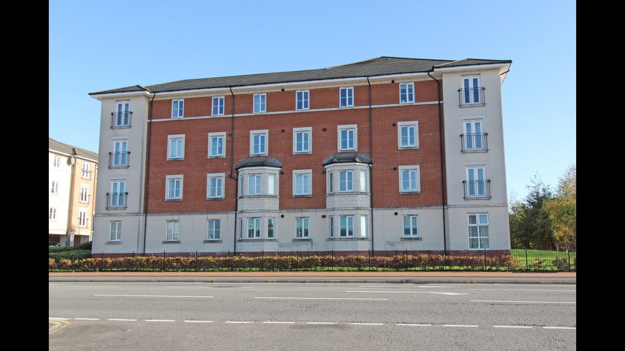 TO LET: Ffordd James Mcghan - YouTube