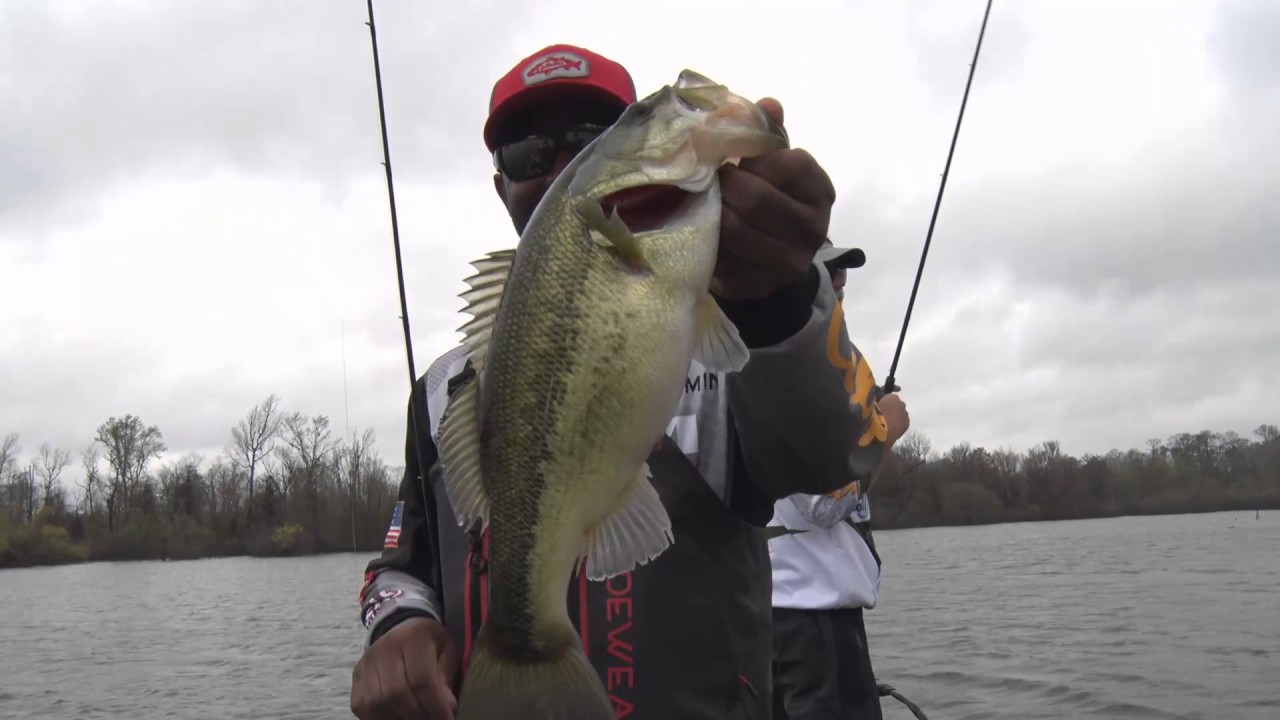 Mark Daniels and Wade Middleton fishing the Deer Stand on Sam Rayburn ...