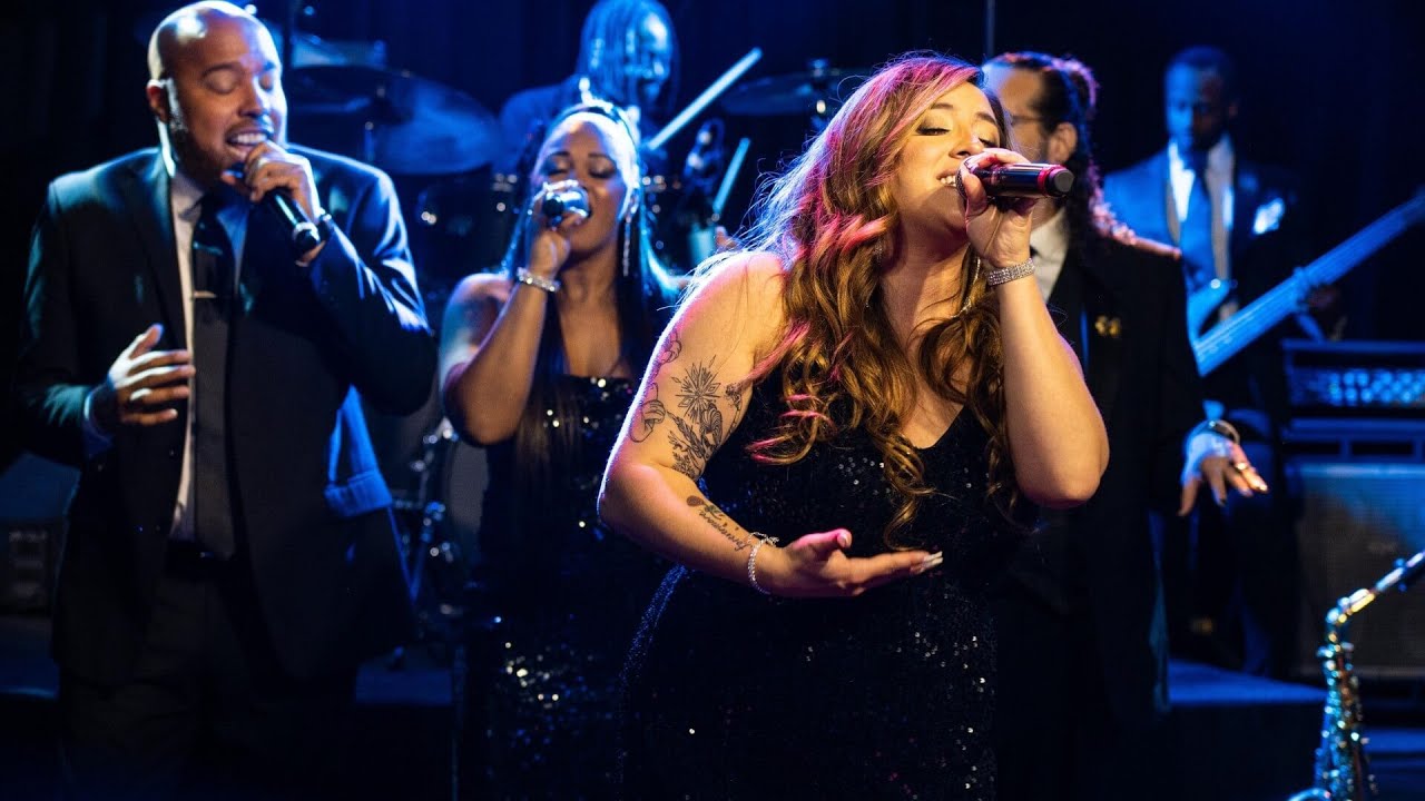 Amsterdam | Top-Notch Wedding Band