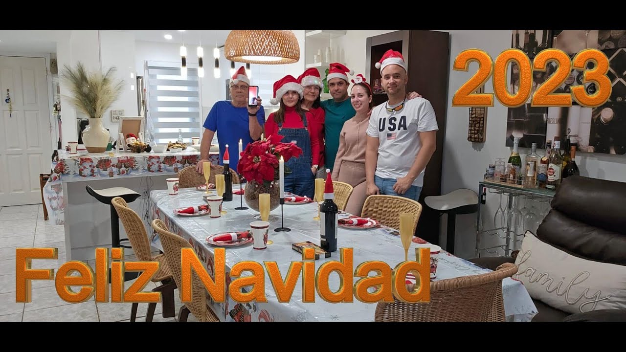 Asi celebra NAVIDAD una familia CUBANA en E.U. - YouTube
