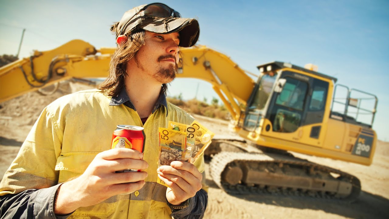 Every Heavy Machinery Operator Ever... | Garn. - YouTube