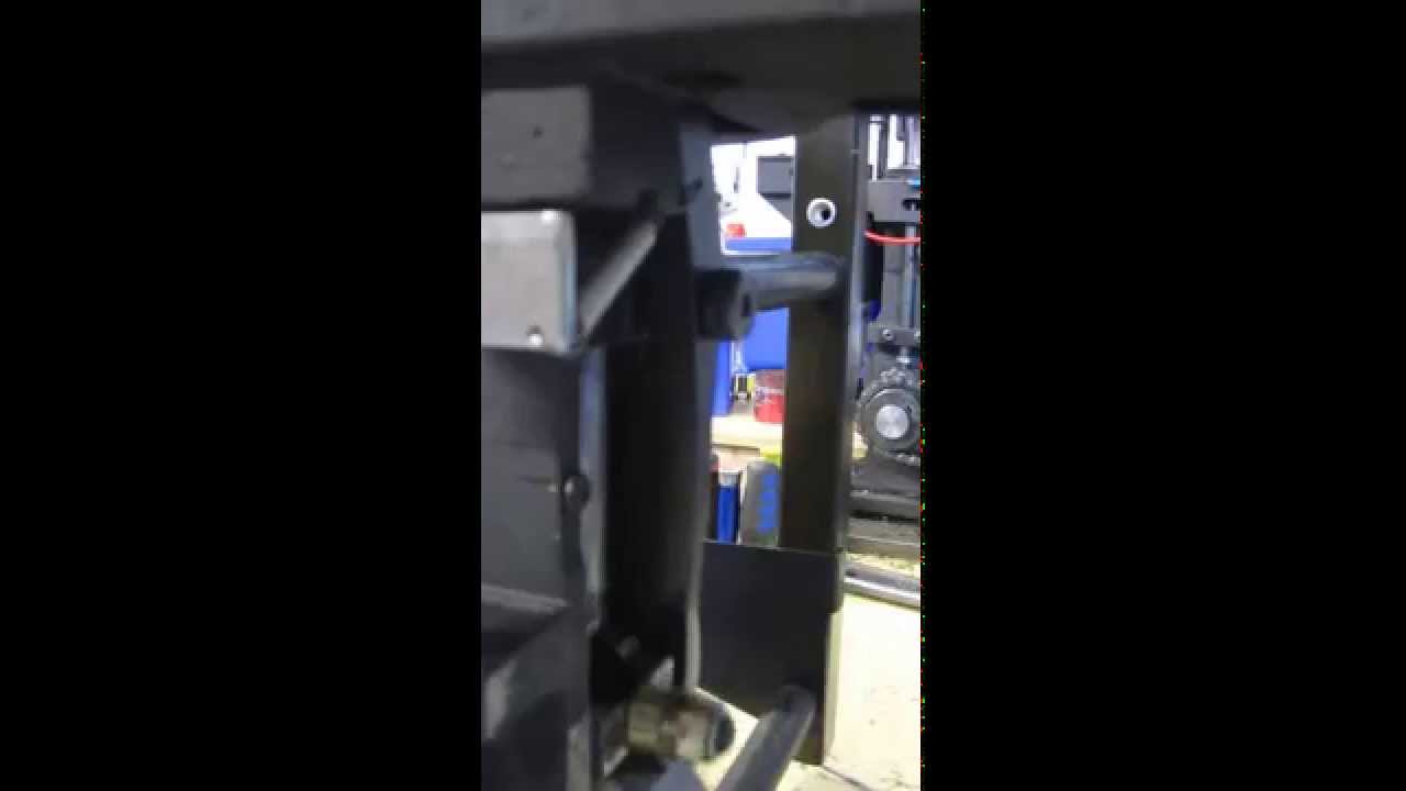 Dillon 1050 Index Arm Spring - YouTube