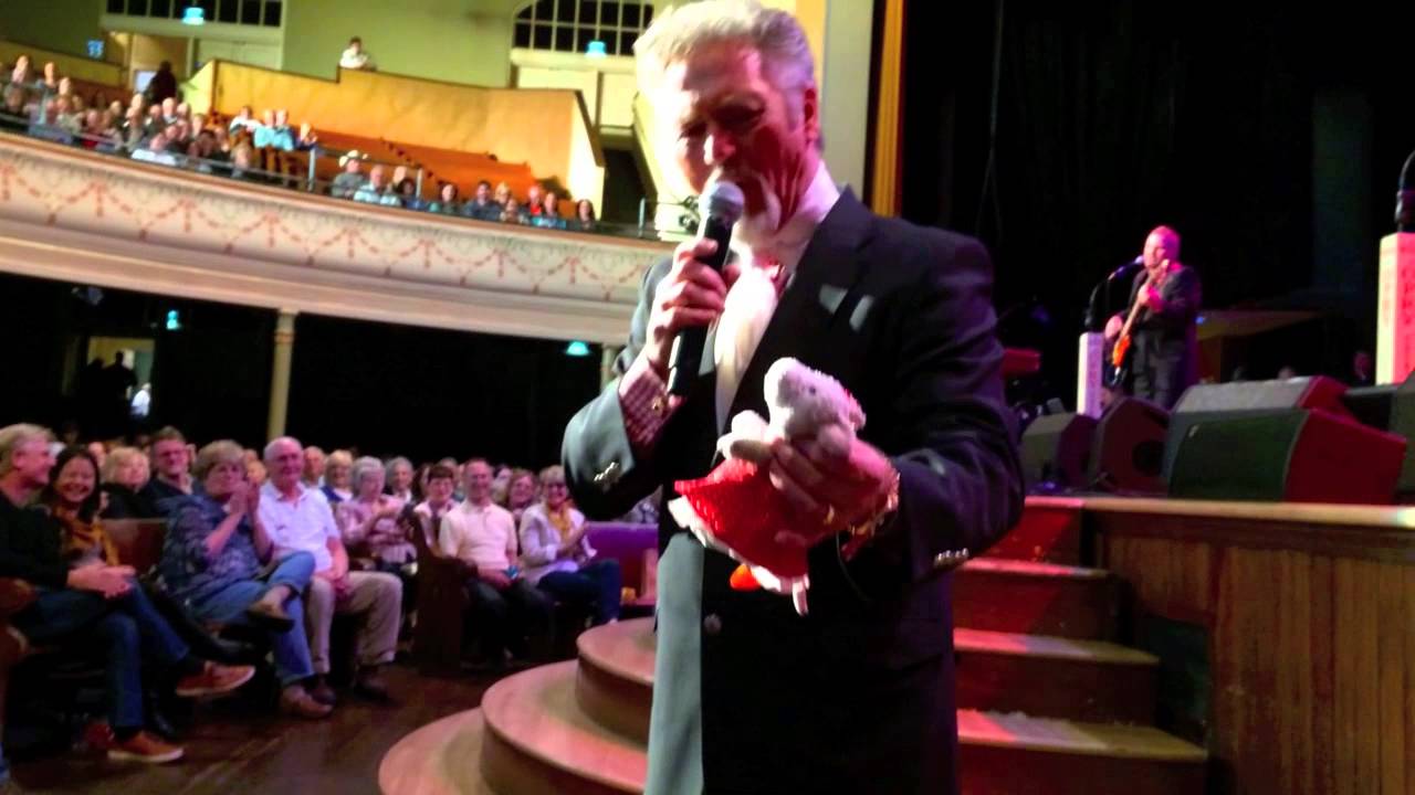 Ari & Heli in Nashville Tennessee - YouTube